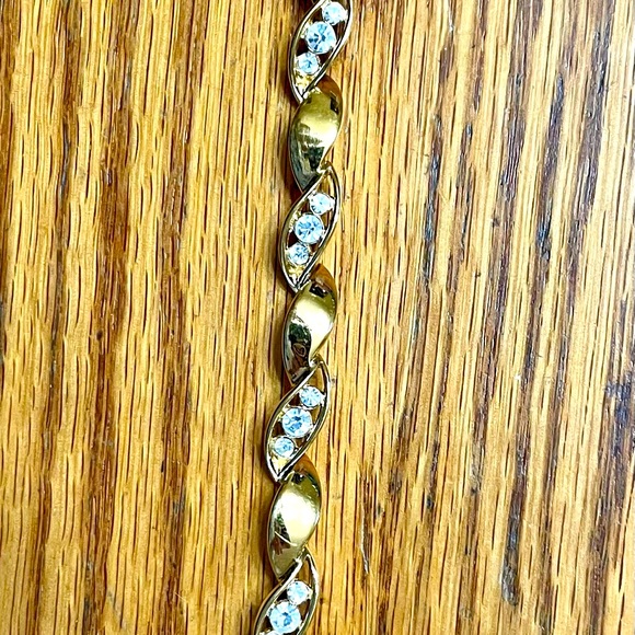 Monet | Jewelry | Vintage Monet Gold Tone Link Bracelet With ...